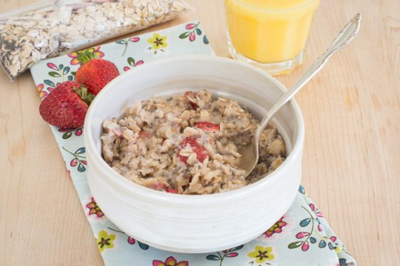 DIY Instant Oatmeal Packets + 8 Flavor Combinations