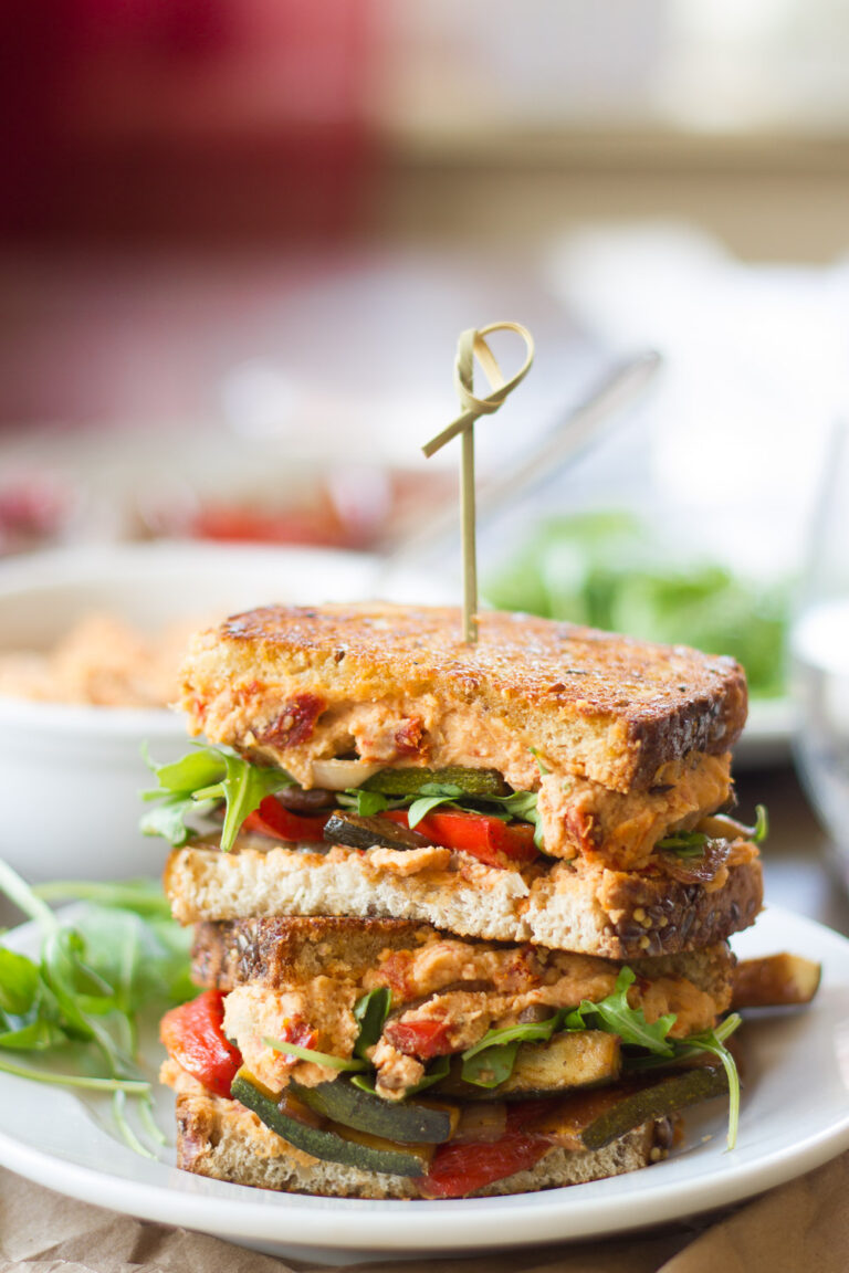 Vegan Balsamic Veggie & Sun-Dried Tomato Hummus Panini | Oh My Veggies