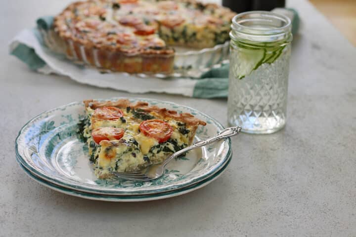Kale Quiche with Cherry Tomatoes, Corn & Cheddar - Oh My Veggies