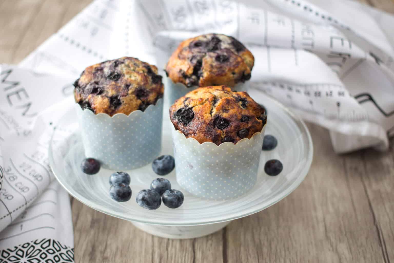 Blueberry and Banana Muffins - Oh My Veggies