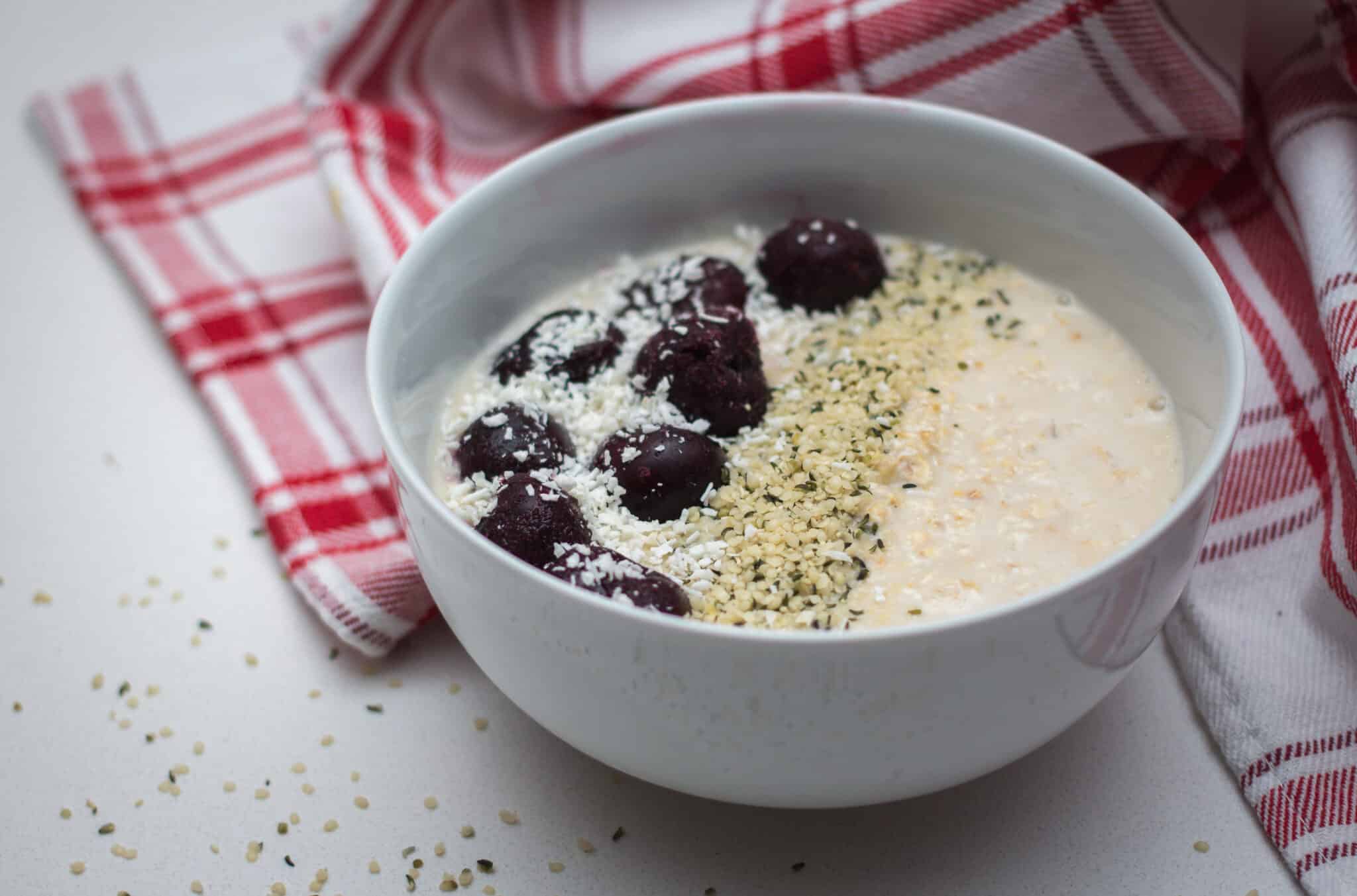 Cherry Overnight Oatmeal - Oh My Veggies