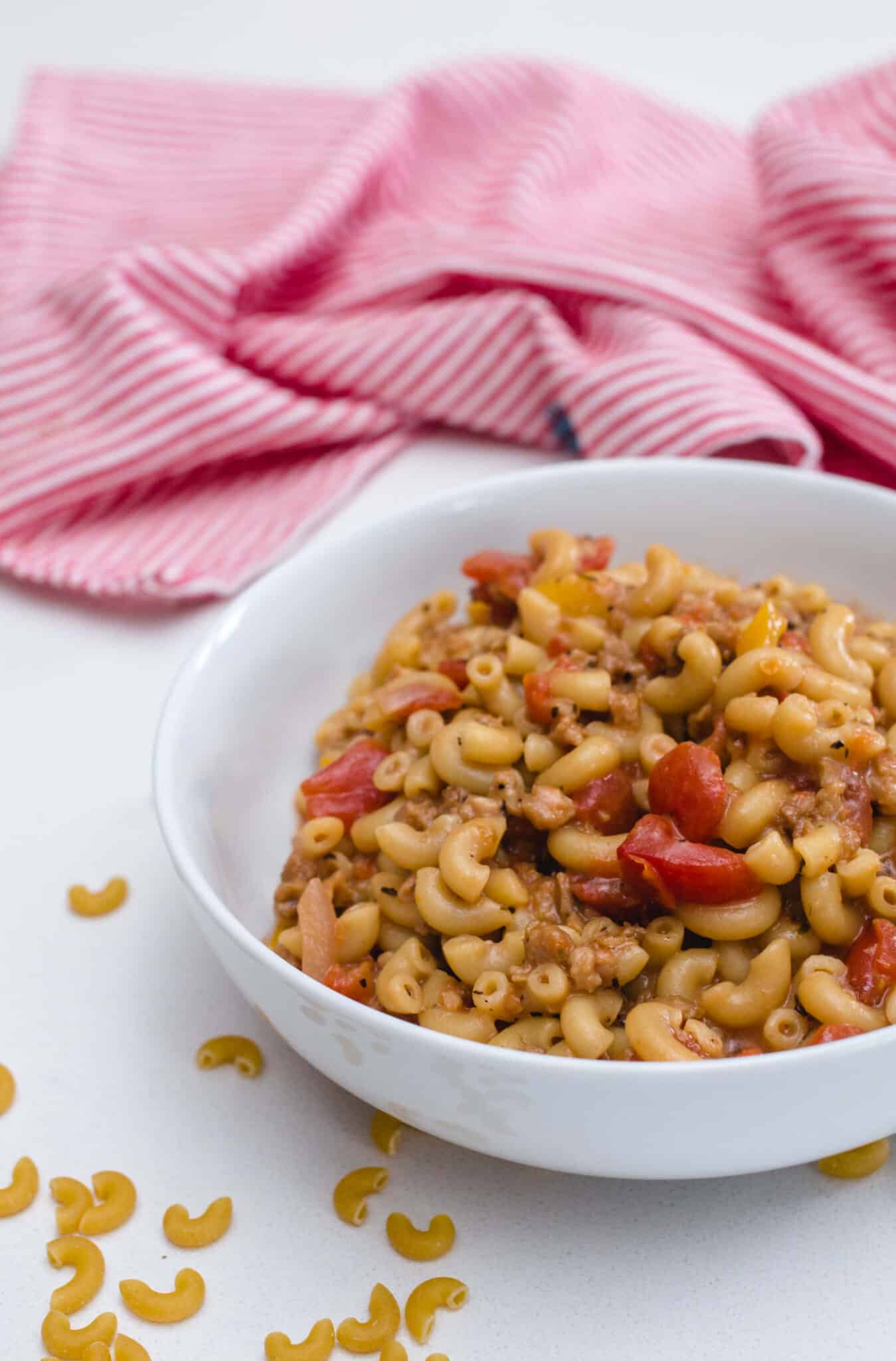 No-Meat Chili Macaroni | Oh My Veggies