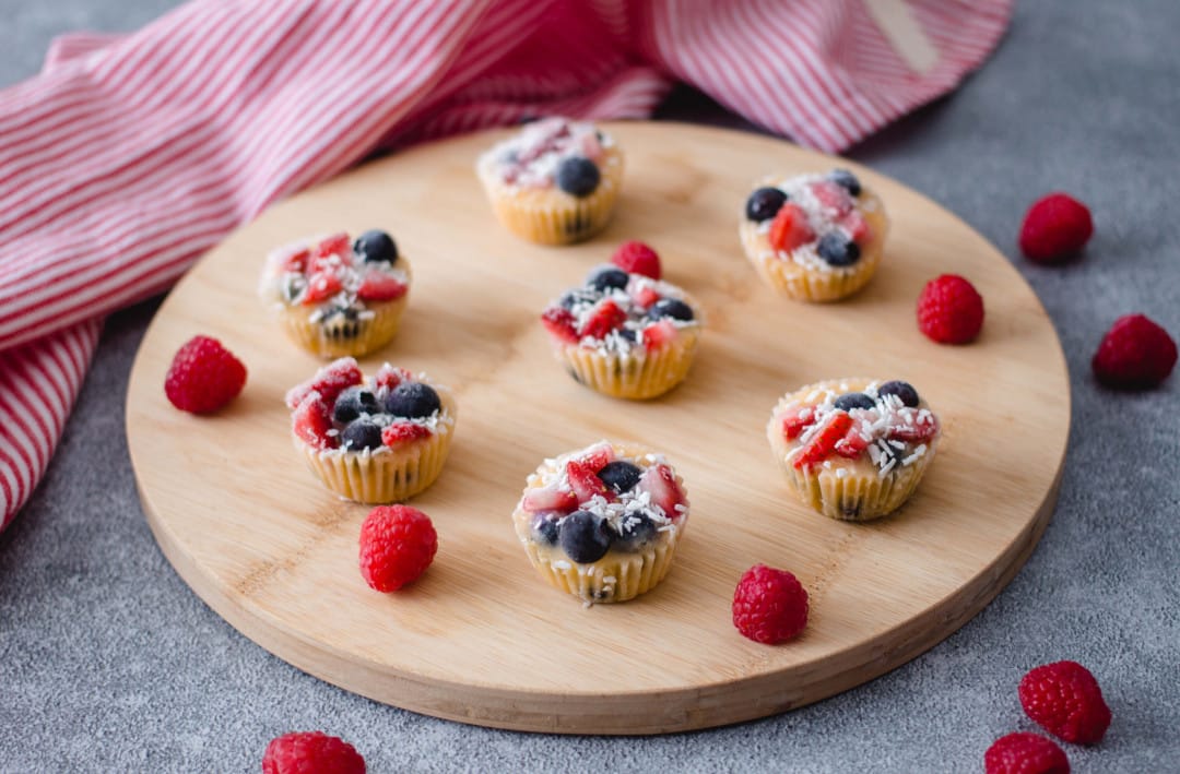Fruity Yogurt Snack Bites | Oh My Veggies