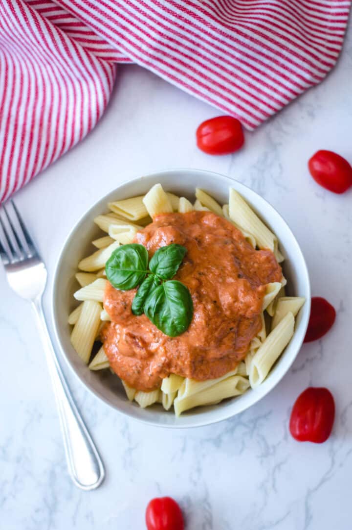Easy Rosé Pasta Sauce | Oh My Veggies