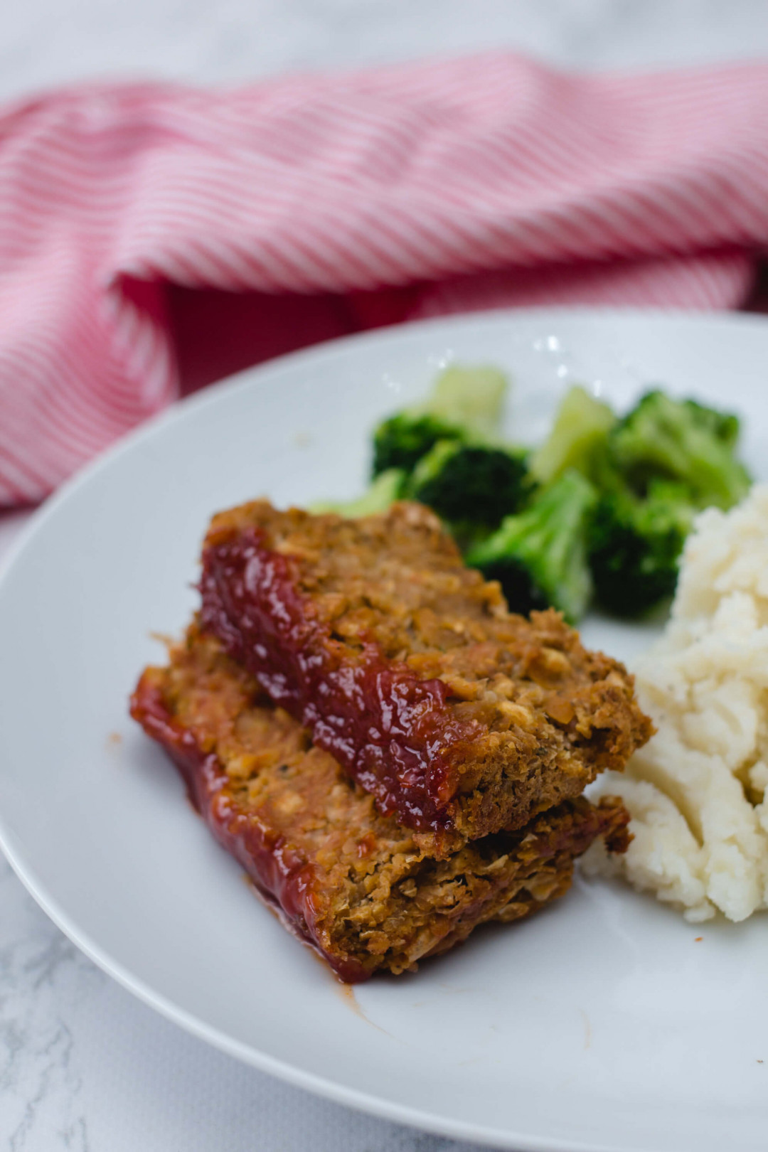 Beans and Walnuts Vegan Meatloaf | Oh My Veggies