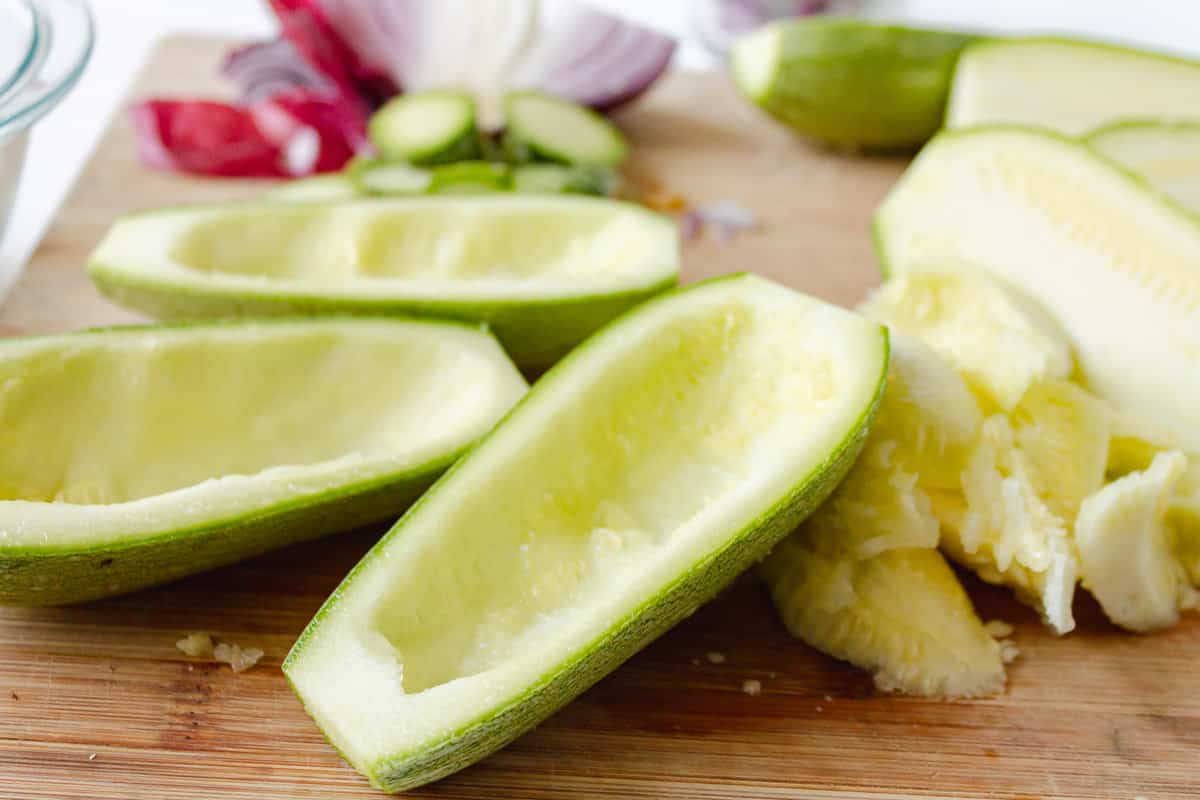 Healthy Stuffed Zucchini - Oh My Veggies