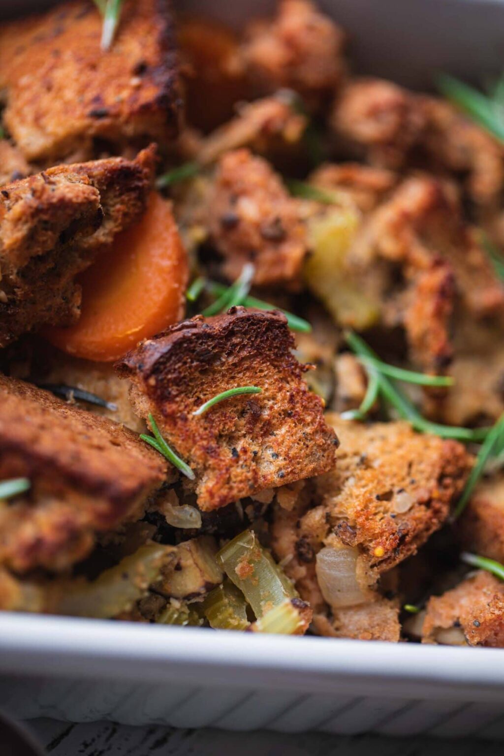 Vegan Stuffing | Perfect for the holidays! | Oh My Veggies