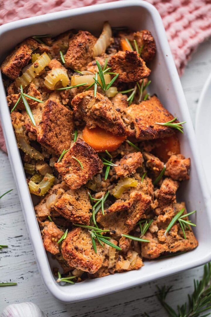 Vegan Stuffing | Perfect for the holidays! | Oh My Veggies