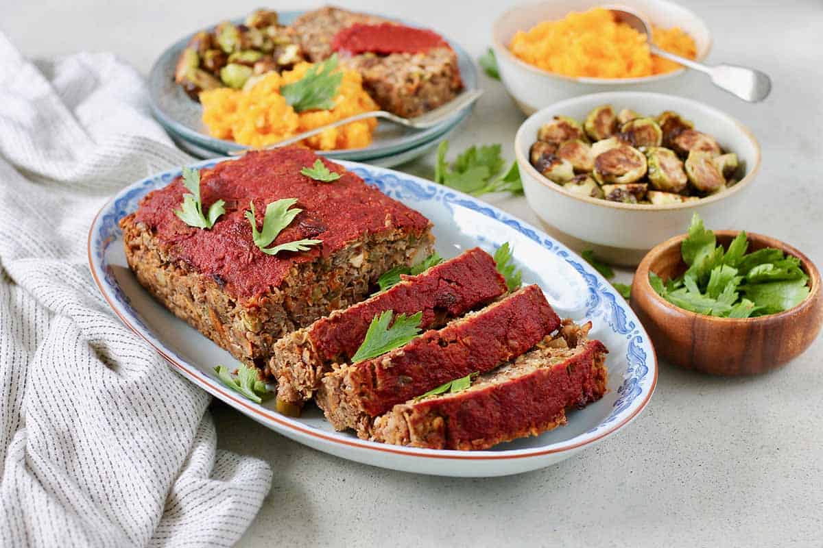 6 Meatless Veggie Loaves Everyone Will Love | Oh My Veggies