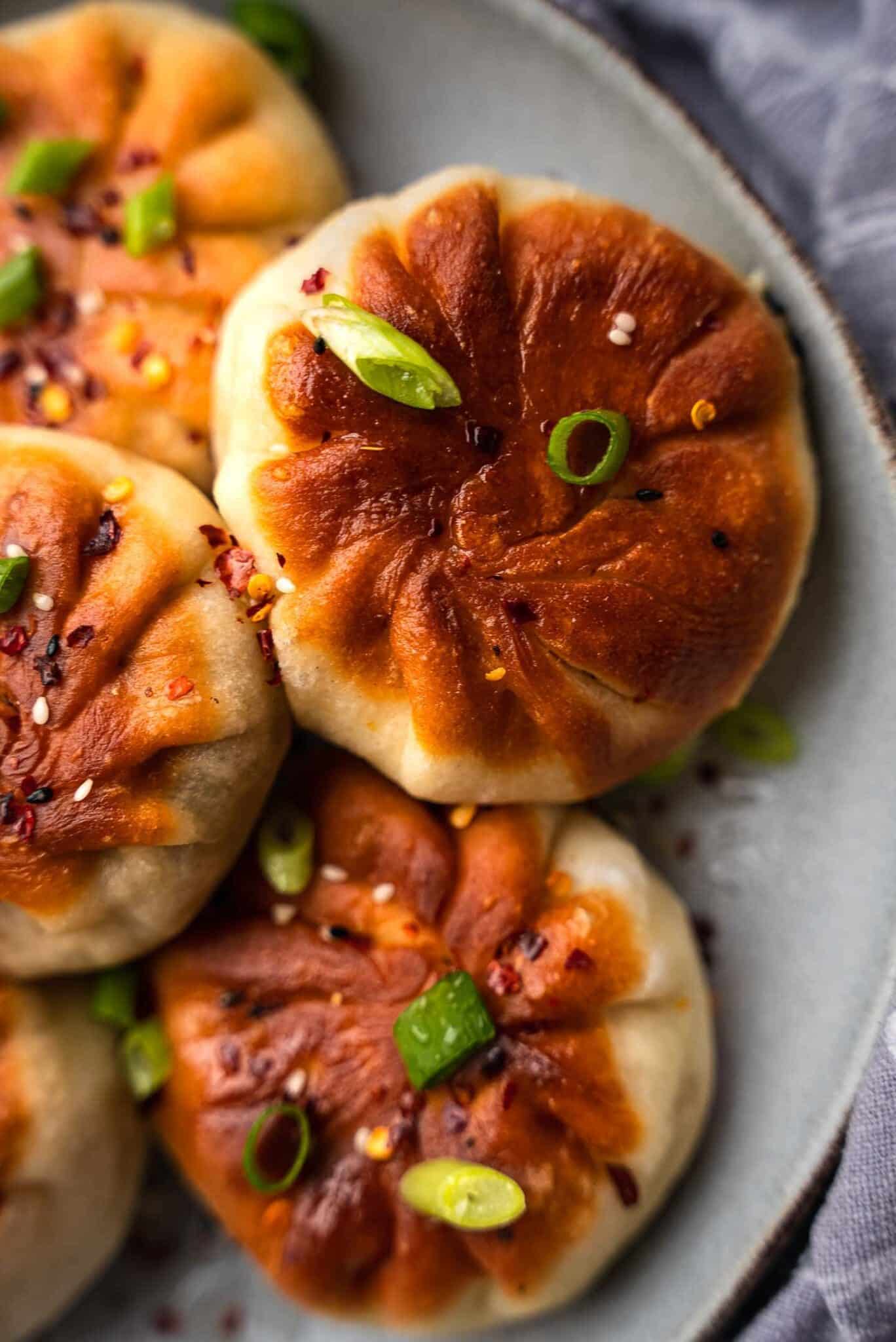 Crispy Vegetable Buns With Tofu - Oh My Veggies