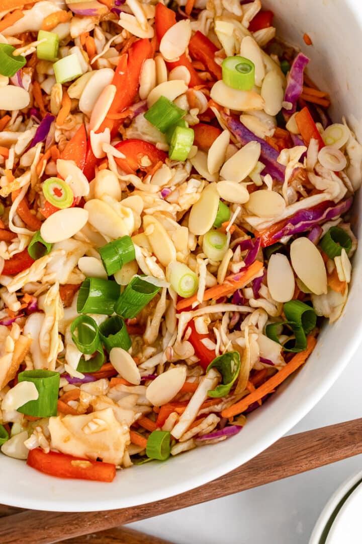 Crunchy Asian Slaw with Sesame-Ginger Dressing - Oh My Veggies