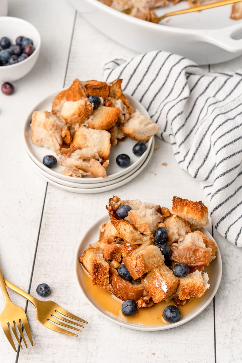 Vegan Bread Pudding - Oh My Veggies