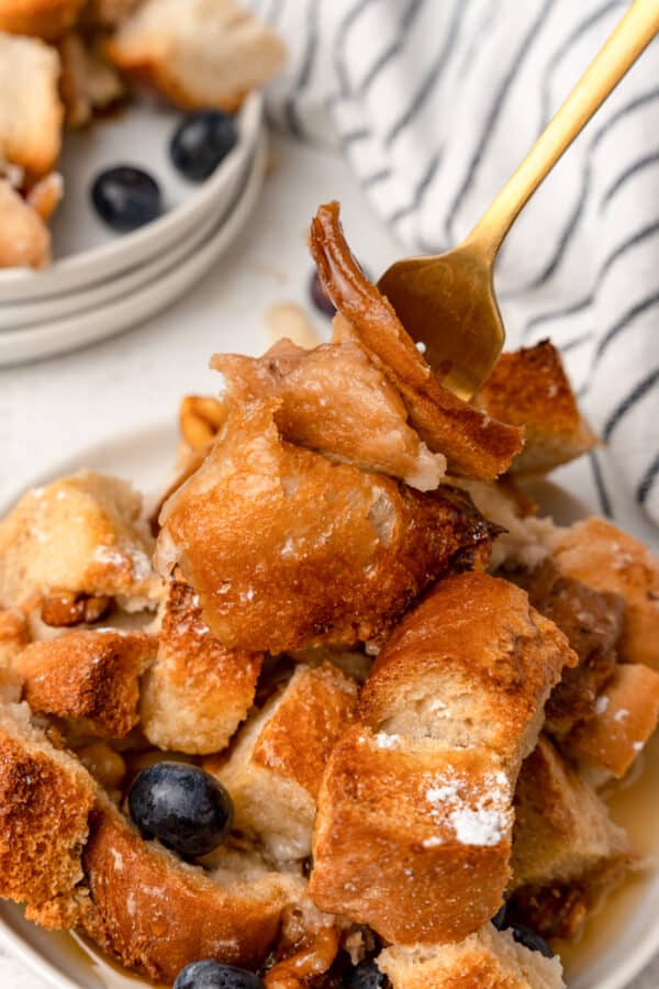 Vegan Bread Pudding - Oh My Veggies