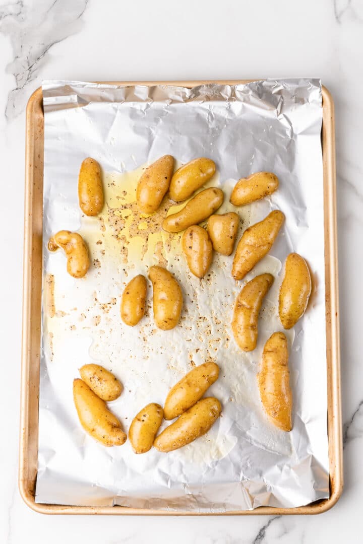 Smashed Fingerling Potatoes - Easy Side Dosh - Oh My Veggies!