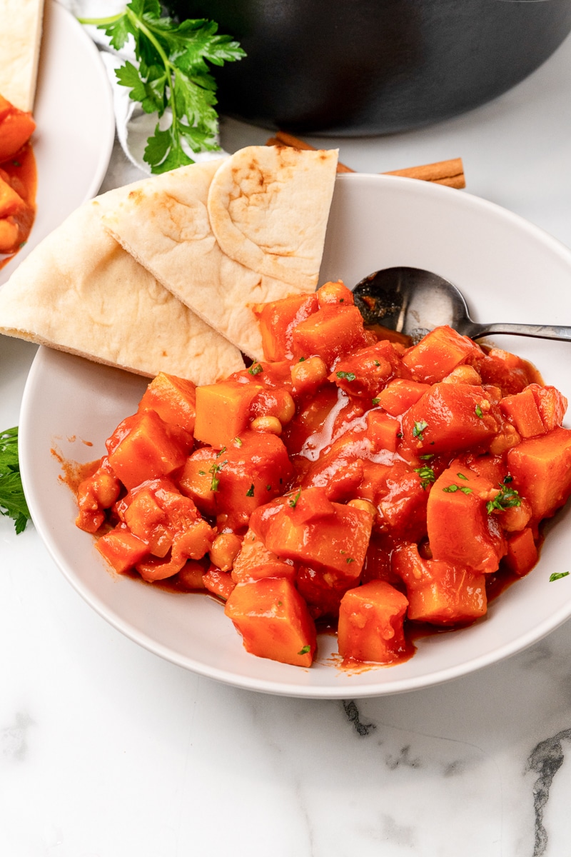 Moroccan Butternut Squash Stew with Chickpeas - Oh My Veggies