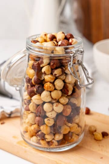 How to Roast Hazelnuts - Oh My Veggies